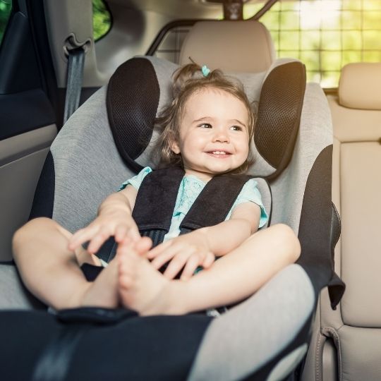 Quais os tipos de cadeirinhas para cada idade? - BRICS Certificações